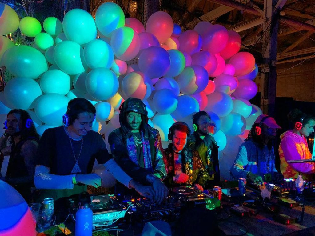 Balloon Hive DJ Booth - Alt Ethos
